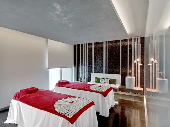 Le Meridien Istanbul Etiler | ENUYGUN