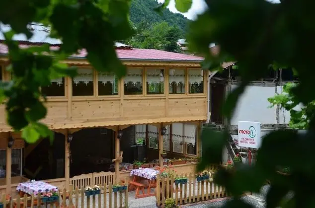 Meroli Ev Pansiyonu ve Yöresel Tatlar | ENUYGUN