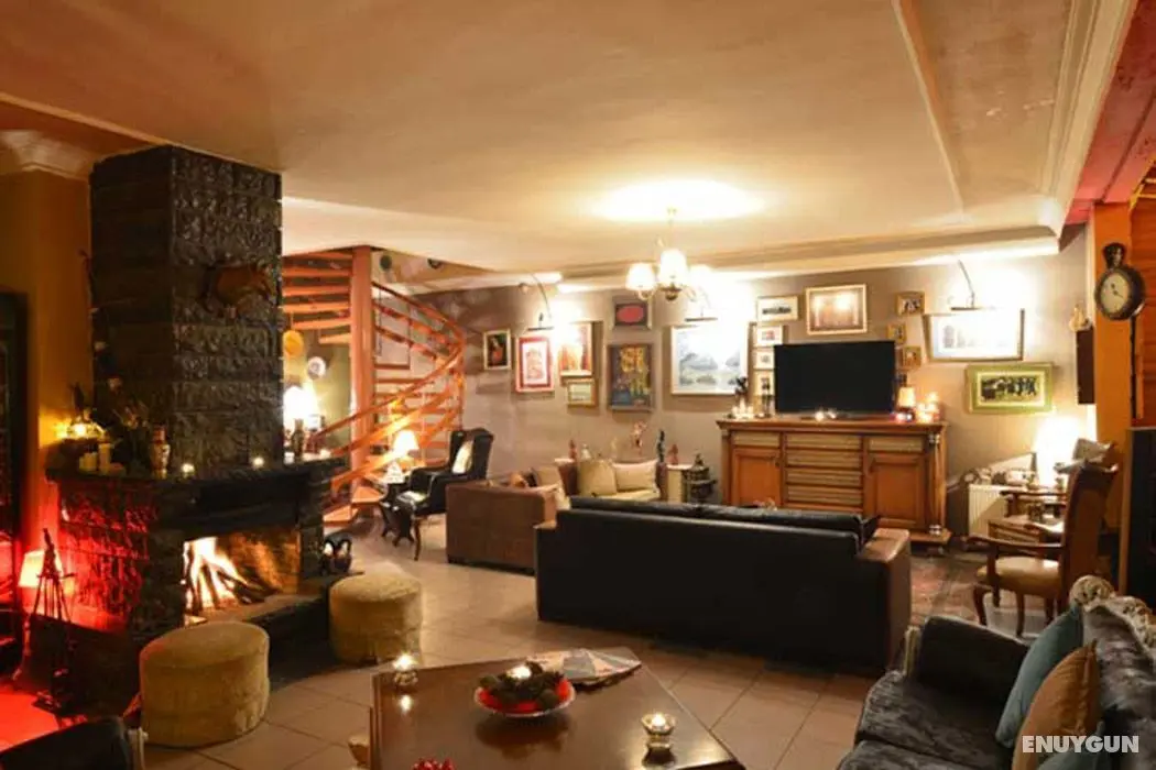 Tree Tops Park Hotel | ENUYGUN