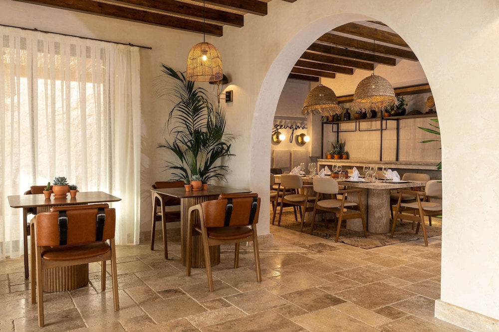 Radisson Blu Hotel, Kas | ENUYGUN