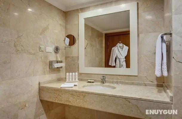 Radisson Blu Resort & Spa, Cesme | ENUYGUN